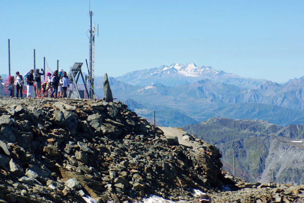 Why you should climb the Aiguille Rouge in Les Arcs! - French Moments