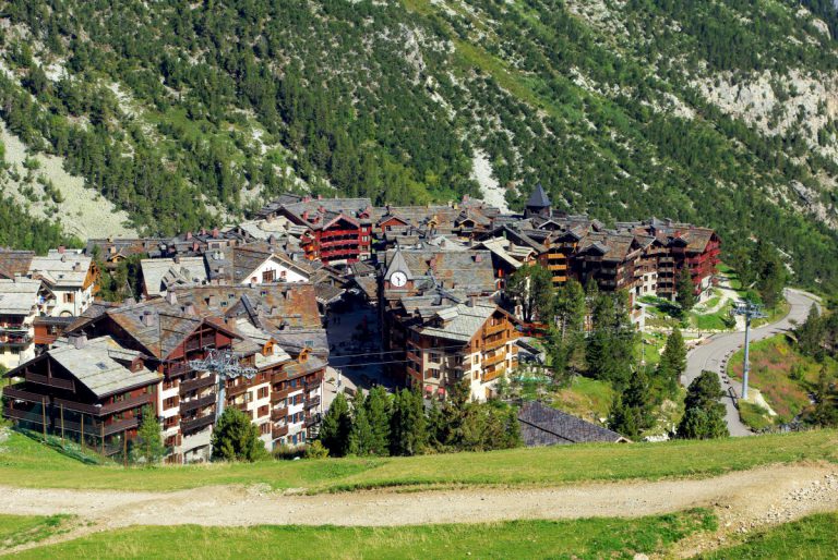 Discover the domain of Les Arcs in Summer - French Moments