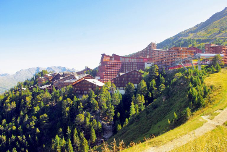 Discover the domain of Les Arcs in Summer - French Moments