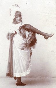 The secrets about the Moulin Rouge in Paris - French Moments
