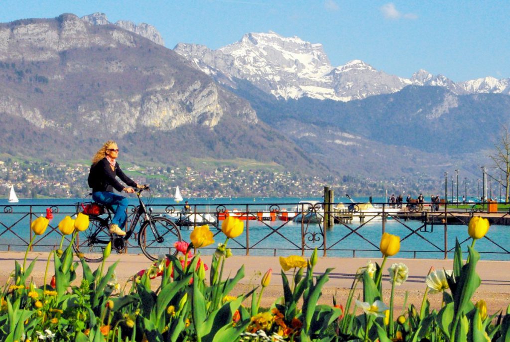 Why you should visit the city of Annecy in the Alps - French Moments