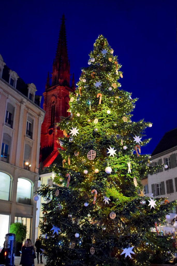 The Top Traditions of the French Christmas Tree - French Moments