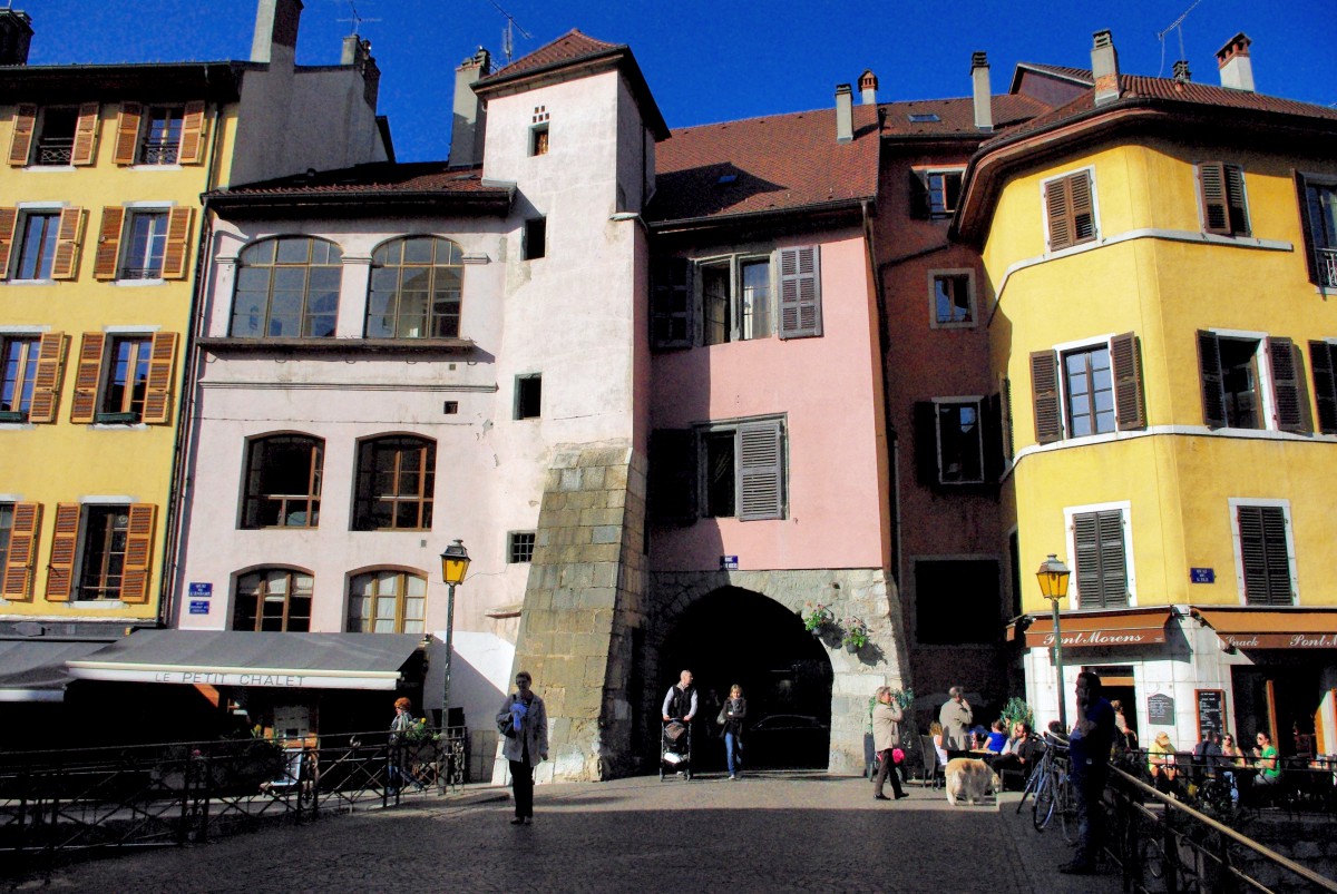 What to see in Annecy Old Town - French Moments