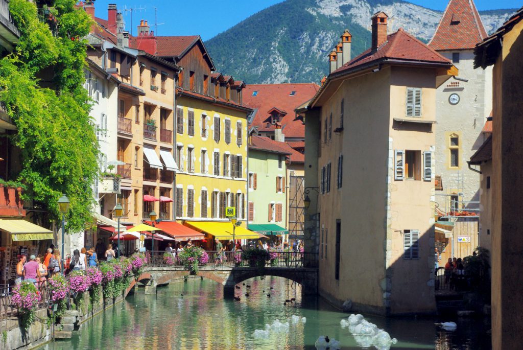 10 Most Beautiful Towns in the French Alps You Need to Visit - French ...