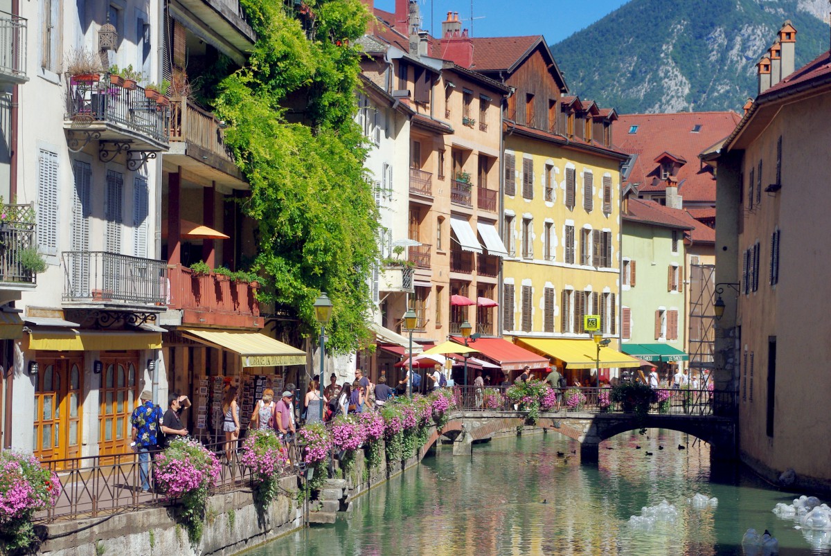 What to see in Annecy Old Town - French Moments