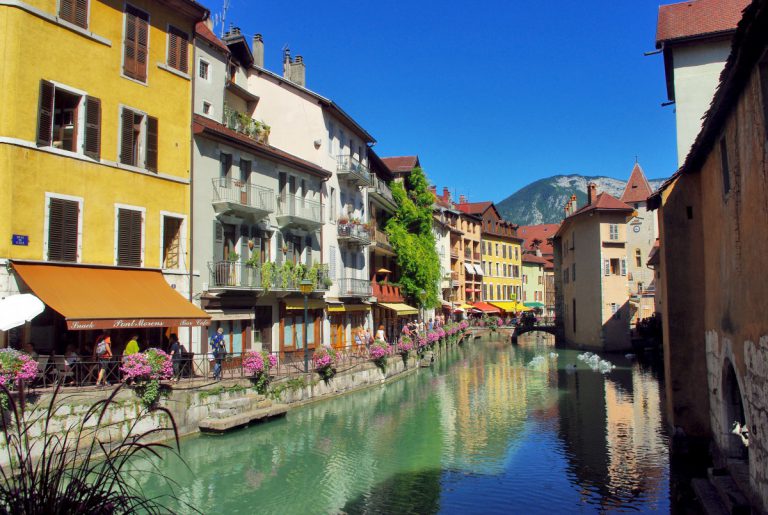 Why you should visit the city of Annecy in the Alps - French Moments