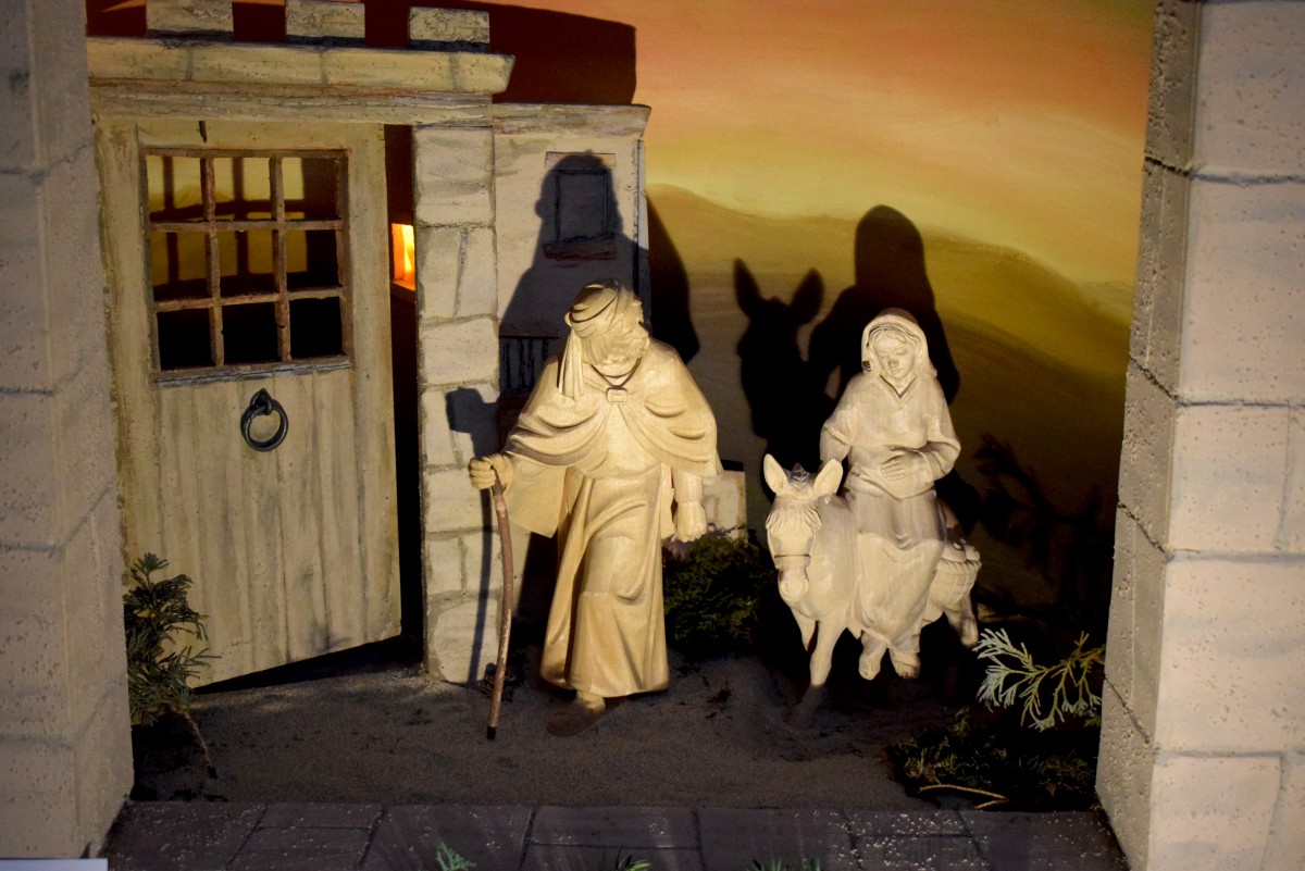 Christmas Nativity Scenes in France - French Moments