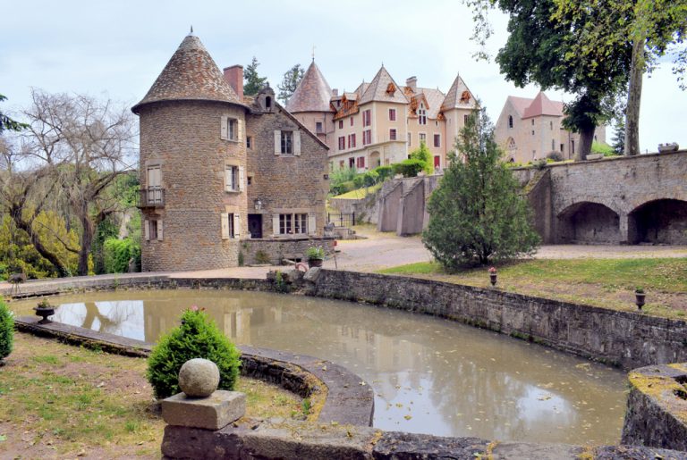 Top 10 Most Beautiful Medieval Castles of France - French Moments
