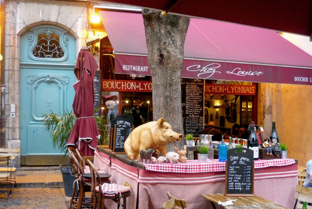 10 Compelling Reasons to Visit France and Explore its Treasures ...