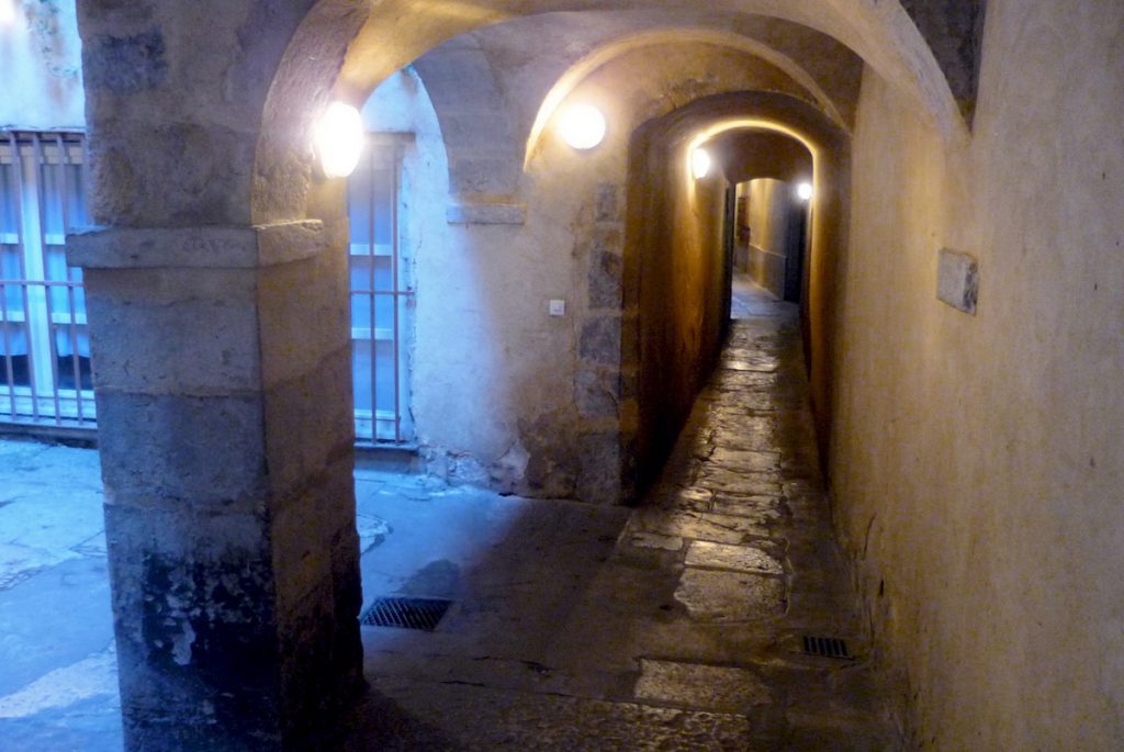 Explore Lyon Old Town: history and sightseeing - French Moments