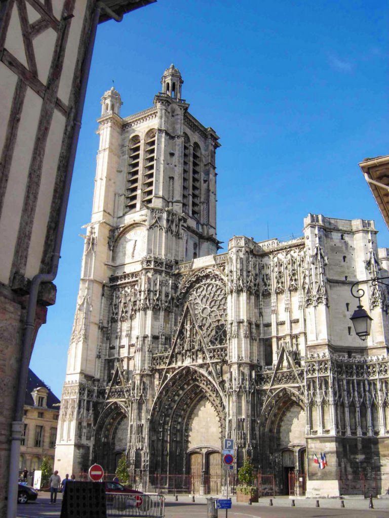 The Best Places to See along the Seine River - French Moments