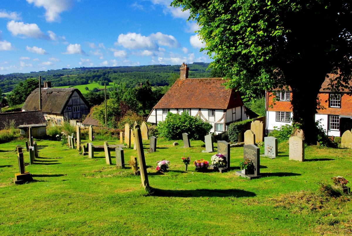 Explore the English village of Burwash, East Sussex - French Moments