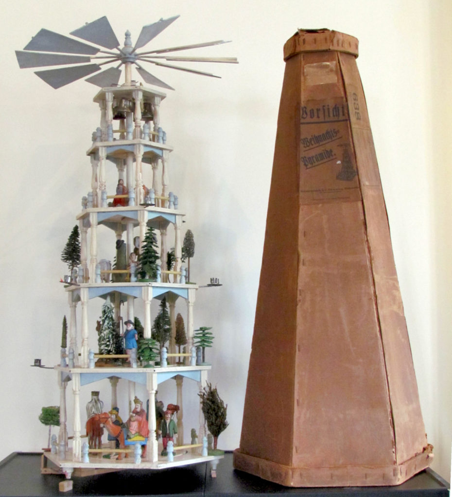 The Christmas pyramid: Origins and Traditions - French Moments