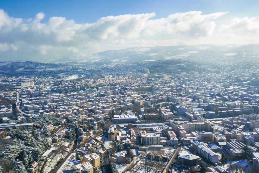 Does it snow in France? Everything you need to know! - French Moments