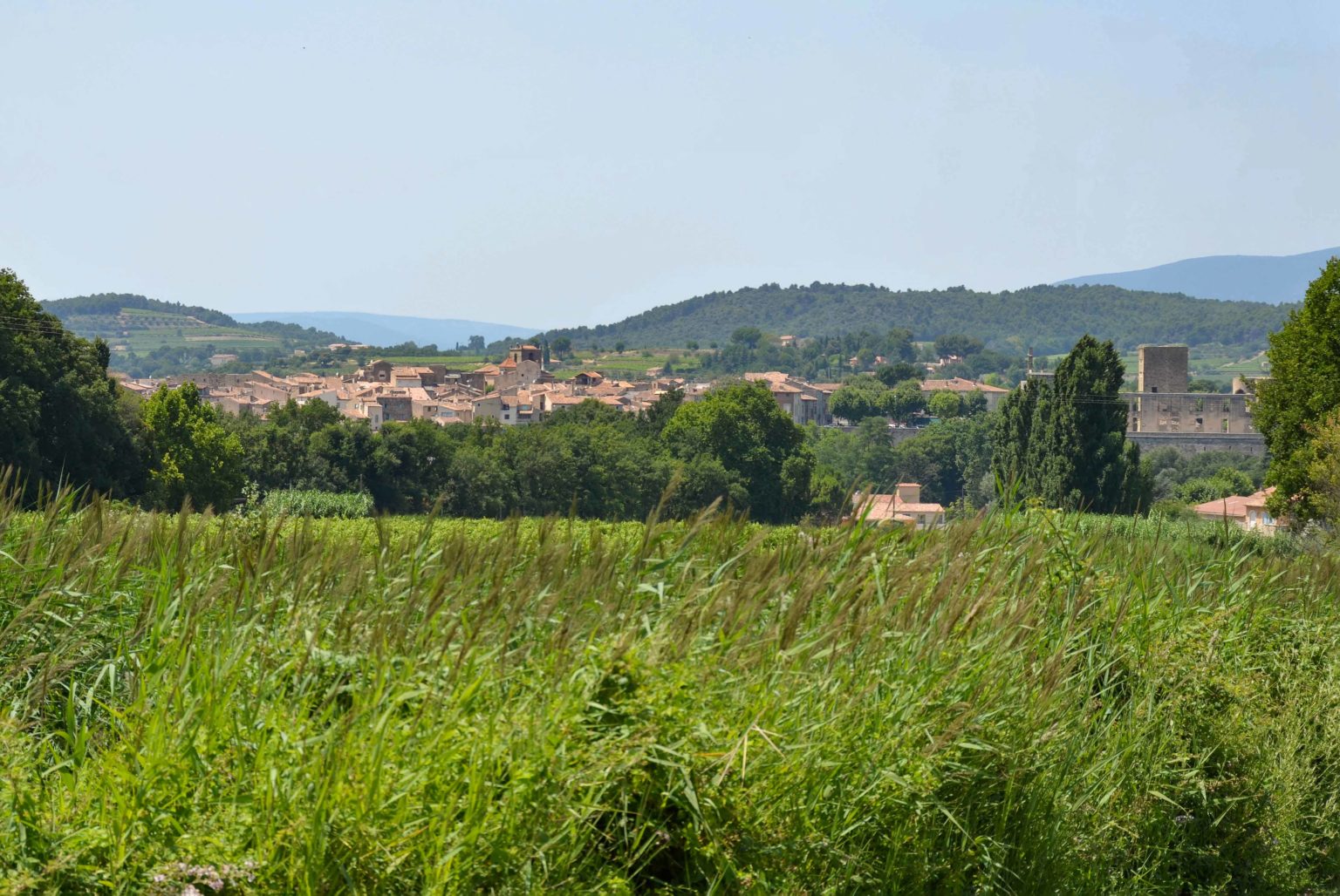 Around Aix-en-Provence: 10 Beautiful Places to Visit - French Moments