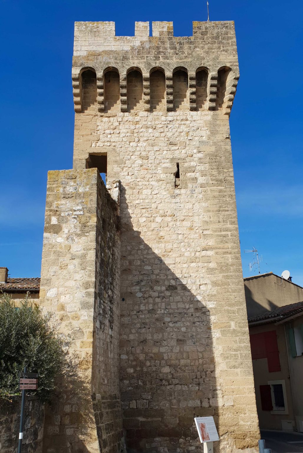 Around Aix-en-Provence: 10 Beautiful Places to Visit - French Moments