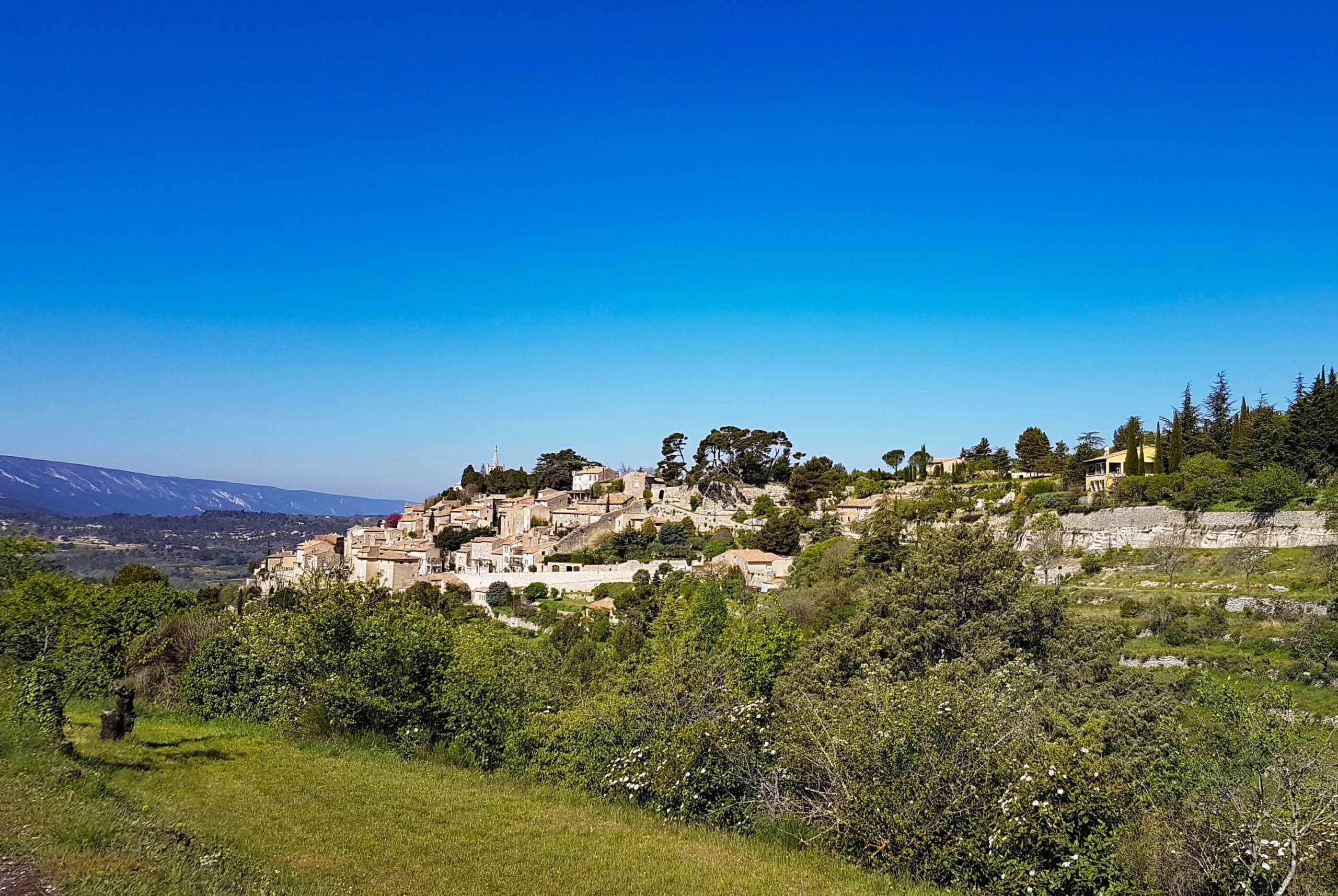 Bonnieux in Provence: What To See and Do - French Moments