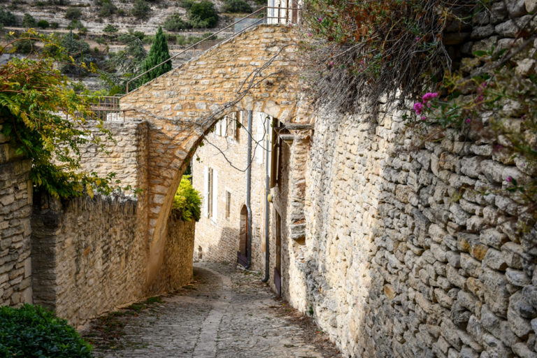 Gordes Revealed: Discover the Stunning Acropolis of Provence - French ...