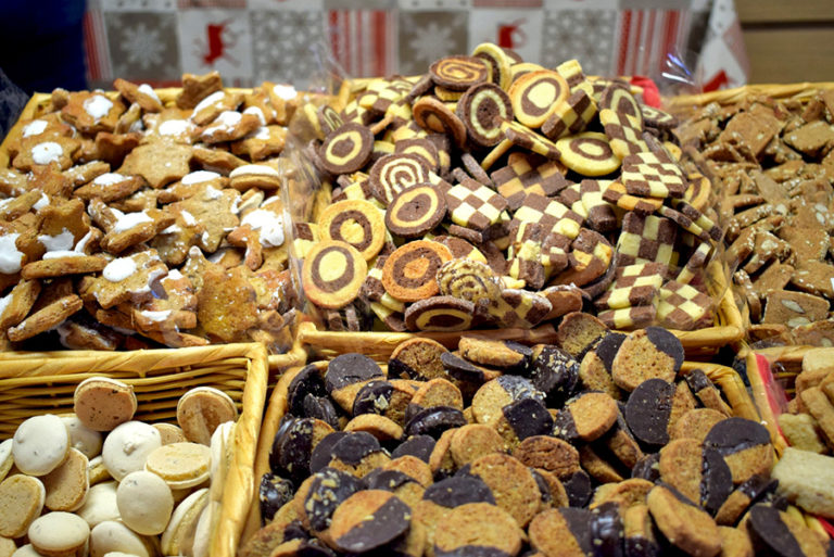 10 Most Popular French Cookies for a Delicious Experience - French Moments