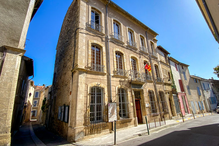 Cucuron Revealed: Discover A Historic Village in the Luberon - French ...