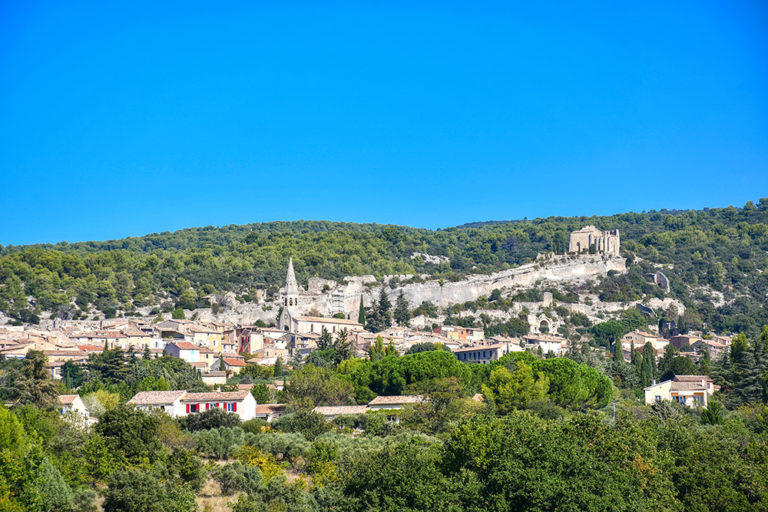Saint-Saturnin-lès-Apt: Discover a Stunning Village in Provence ...
