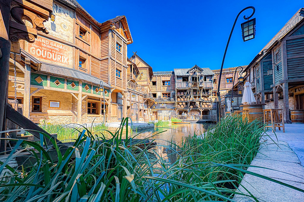 Parc Astérix: The Ultimate French Amusement Park Near Paris - French ...