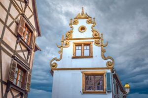 Discover the scenic Alsace Wine Route - French Moments